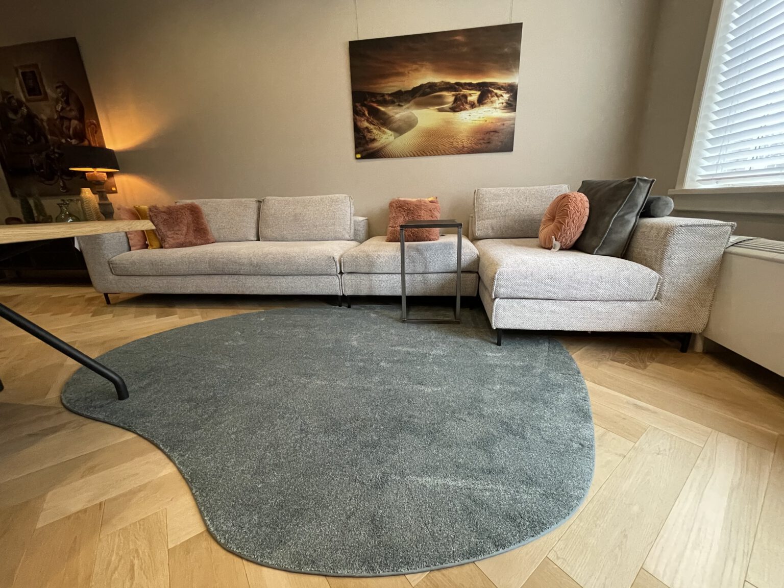 Vloerkleed organisch – Hullenaars Interieurs